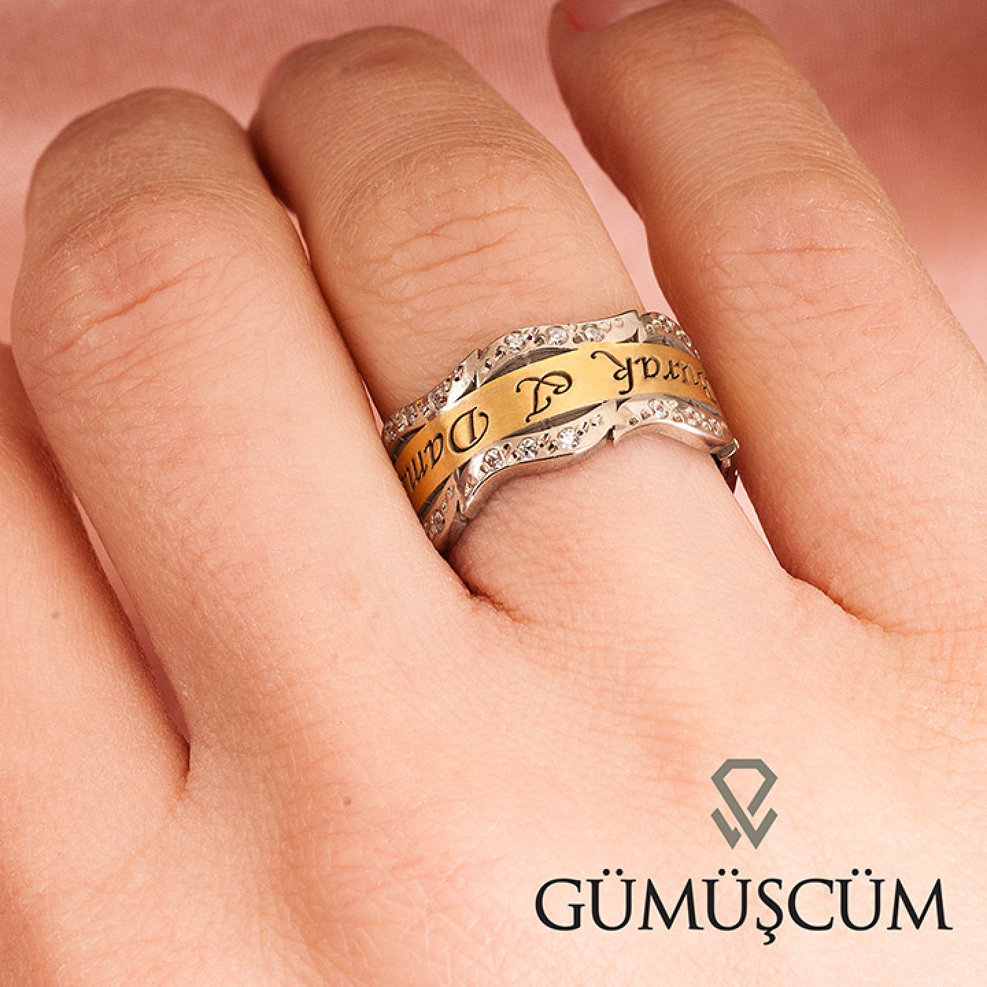 925 Ayar İsimli Taşlı Altın Kaplama Gümüş Modeli Alyans Çifti